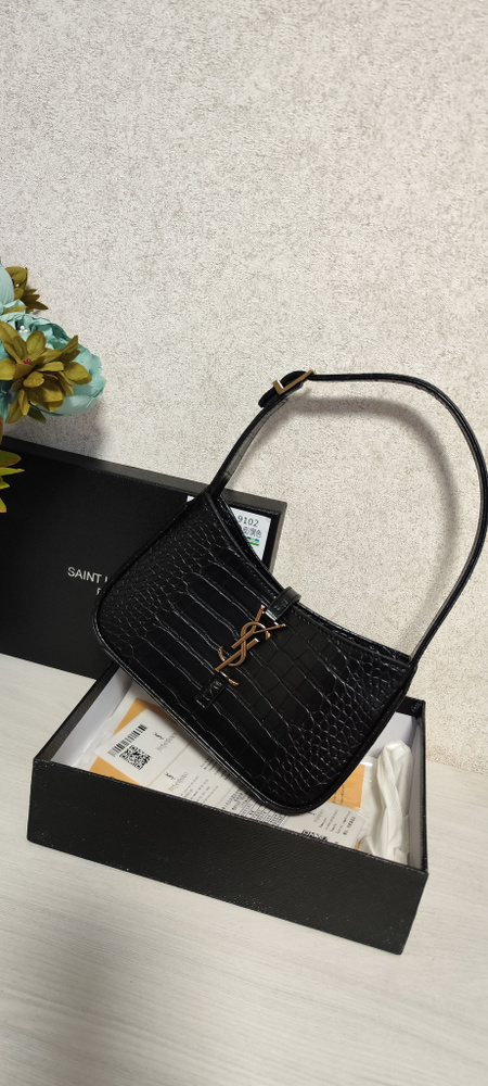 Yves Saint Laurent Сумка - купить с доставкой по выгодным ценам в ...