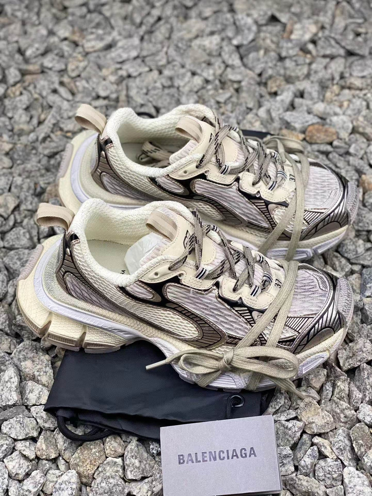 Кроссовки Мужской, Женский Balenciaga Бег, размер 36 W (широкая) На любой сезон Шнурки Франция ...