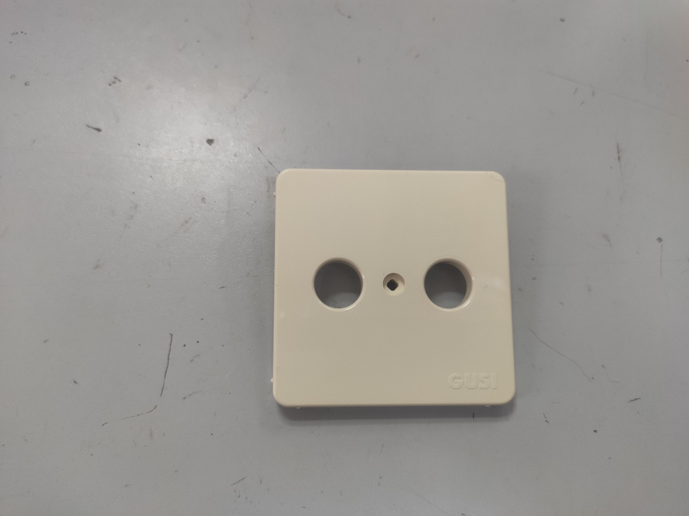 Gusi Electric Extra Накладка для антенной розетки, TV-FM, бежевая купить на OZON по низкой цене ...