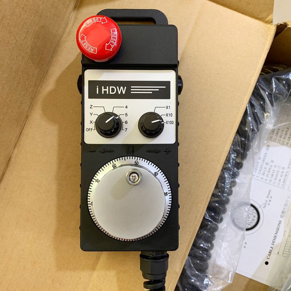 Характеристики Перспективный электронный генератор импульсов с ручным ...