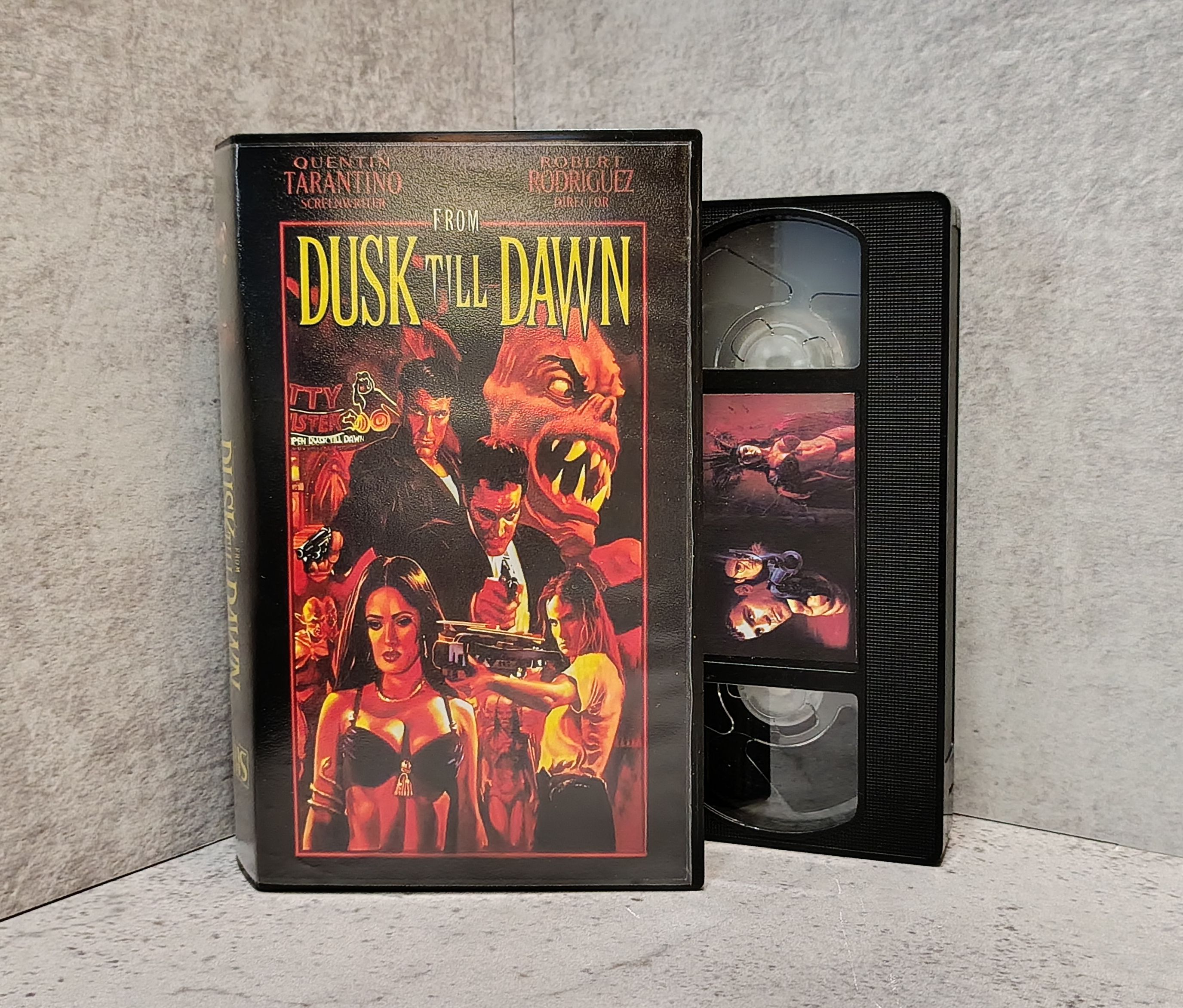 Видеокассета VHS От заката до рассвета купить на OZON по низкой цене ...