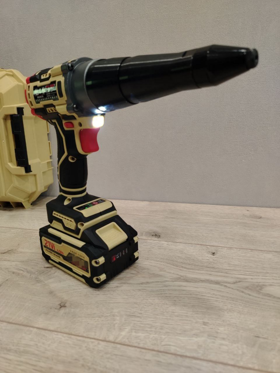 Заклепочник аккумуляторный FB - 808 купить на OZON по низкой цене ...
