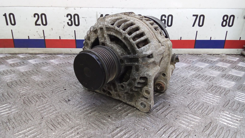 Генератор дизельный Volkswagen Caddy 3 б/у, Номер 06F903023D купить на ...