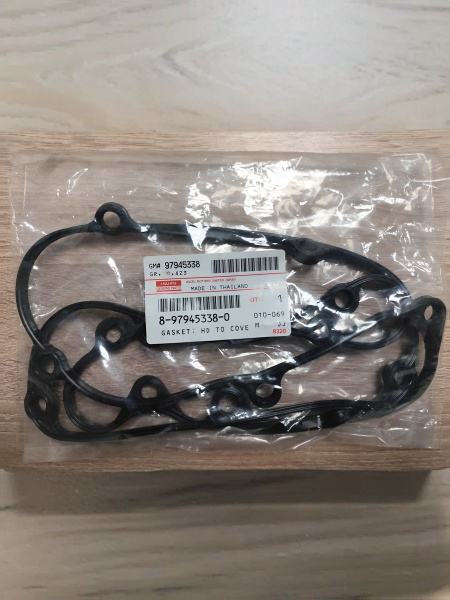 Характеристики Прокладка клапанной крышки Isuzu 4JJ1 (8979453380 ...