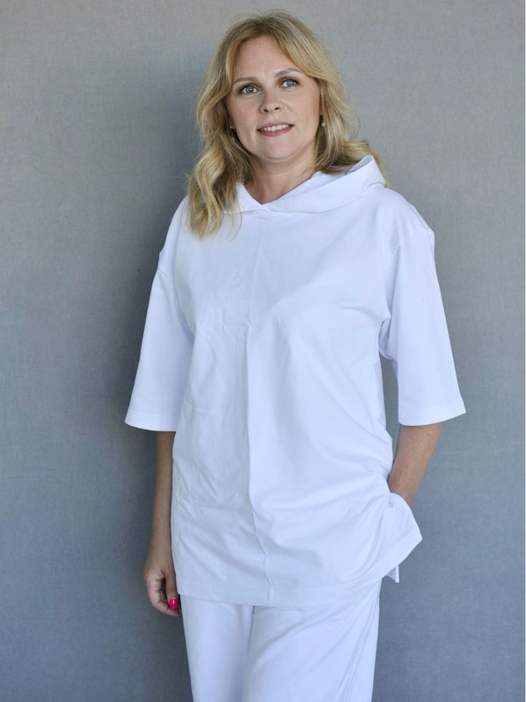 Футболка Женский PINKFOX белый Средний, размер 54 Футер двухнитка оверсайз Повседневный Россия ...