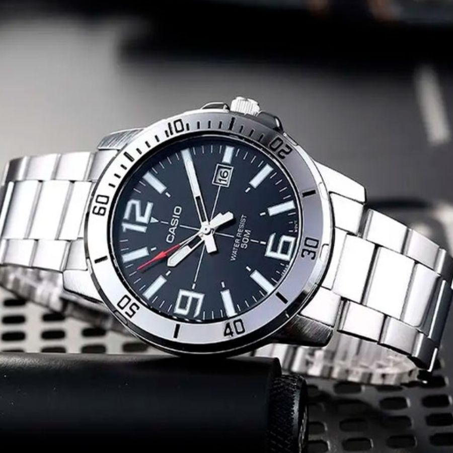 Японские кварцевые наручные мужские часы Casio Collection Mtp Vd01d 1b на стальном браслете с