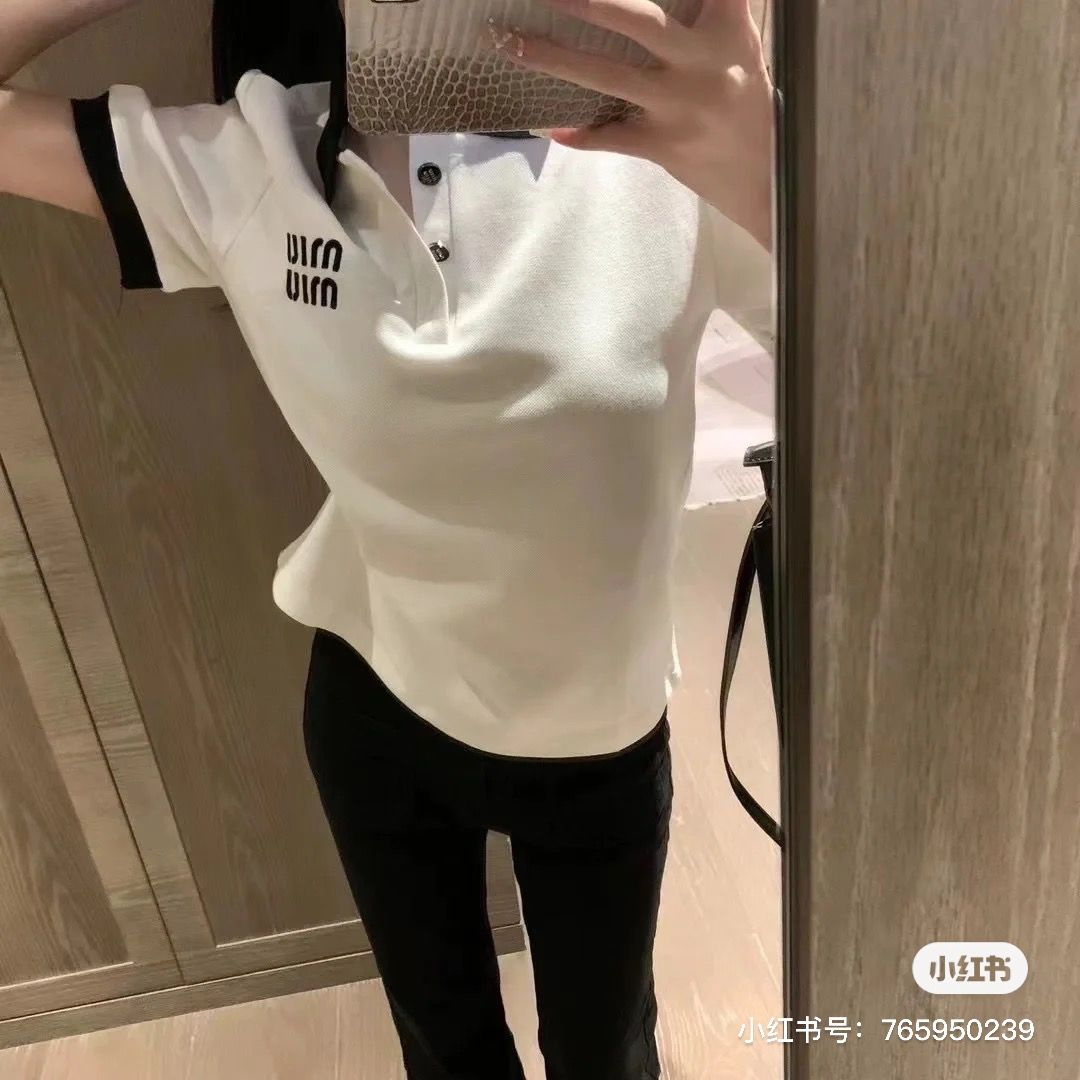 Поло Женский Miu Miu белый Короткий размер 44 Хлопок Логотип