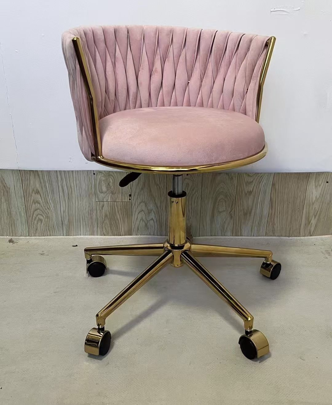 Офисное кресло, серый купить на OZON по низкой цене (3043452790)