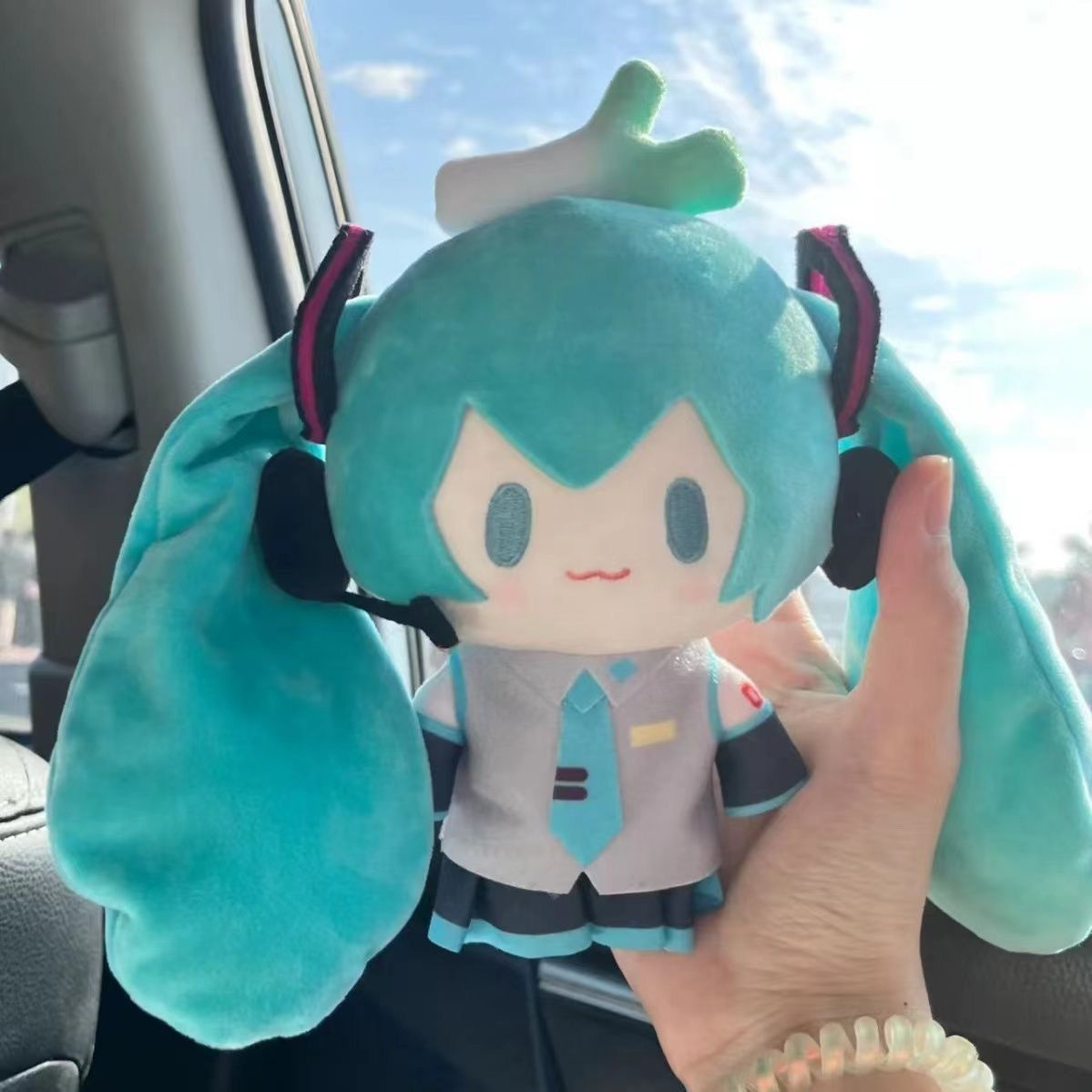 Hatsun Mika Plushna Toy из серии Dingbao купить на OZON по низкой цене ...