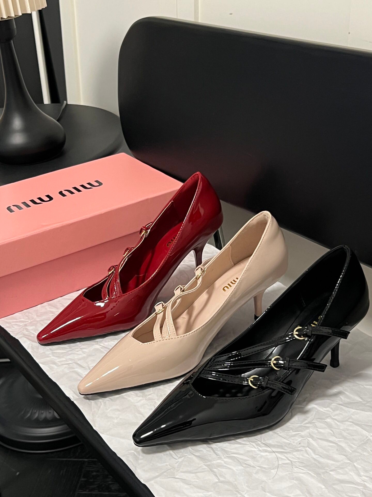 Туфли Женский Miu Miu Искусственная кожа размер 39 Шпилька лодочки Пряжка Заострённый нос