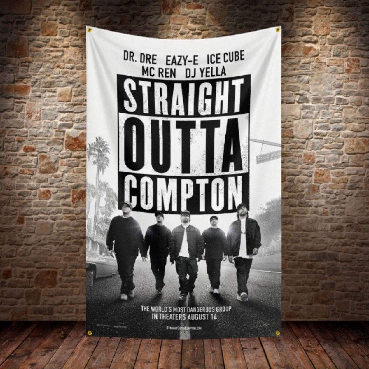 Флаг плакат баннер NWA Straight Outta Compton купить на OZON по низкой ...