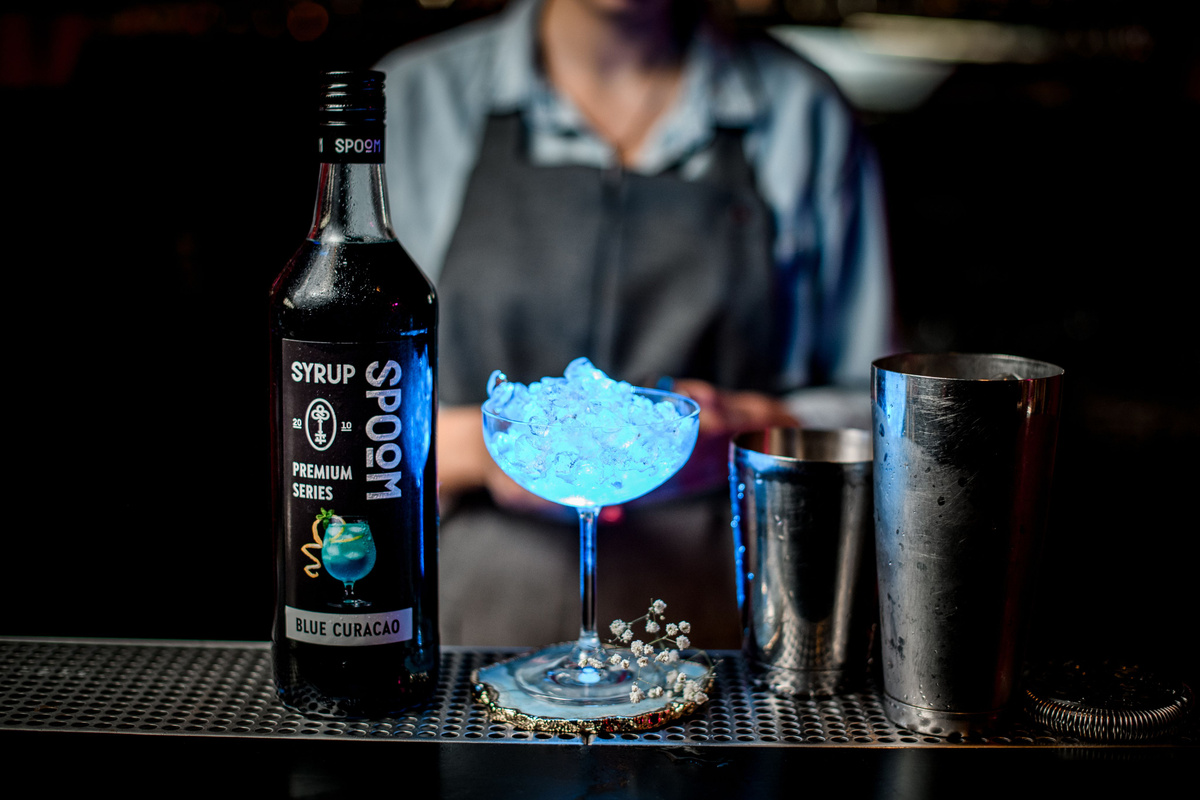 Сироп Spoom Блю Кюрасао, 1 л (для лимонадов, коктейлей и десертов) купить на OZON по низкой цене ...