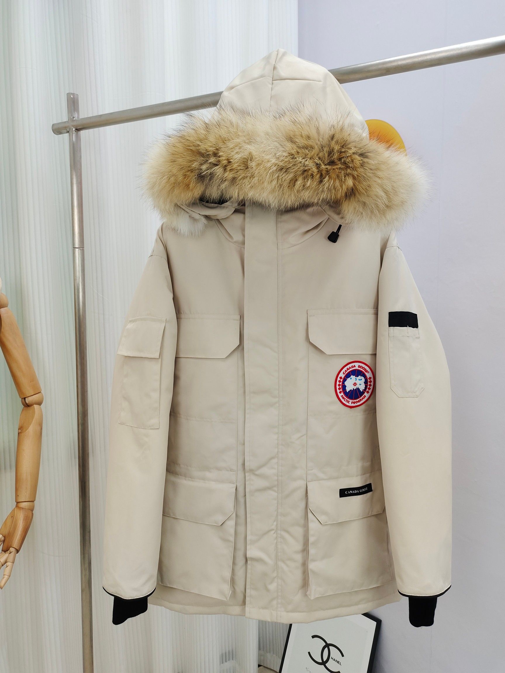 Парка Мужской, Женский CANADA GOOSE Съемные рукава, Значки молочный ...