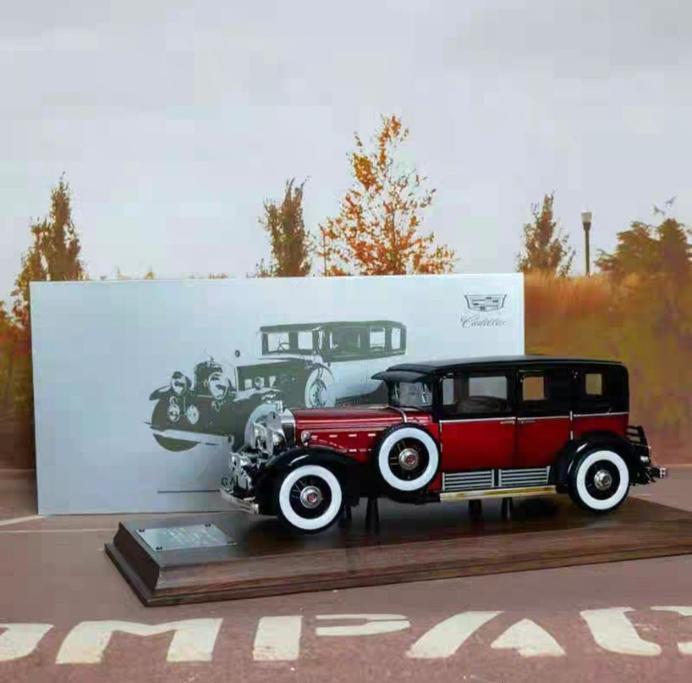 Масштабная модель Cadillac V16 Series 452A 1930 г./1:18/черный-красный купить на OZON по низкой ...