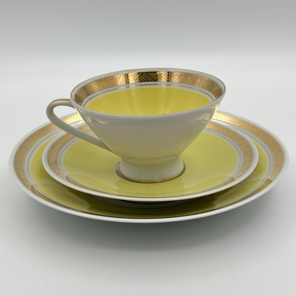 Чайное трио с геометрическим орнаментом, мануфатура WORKS GEHREN, фарфор, крытьё, золочение, ГДР ...