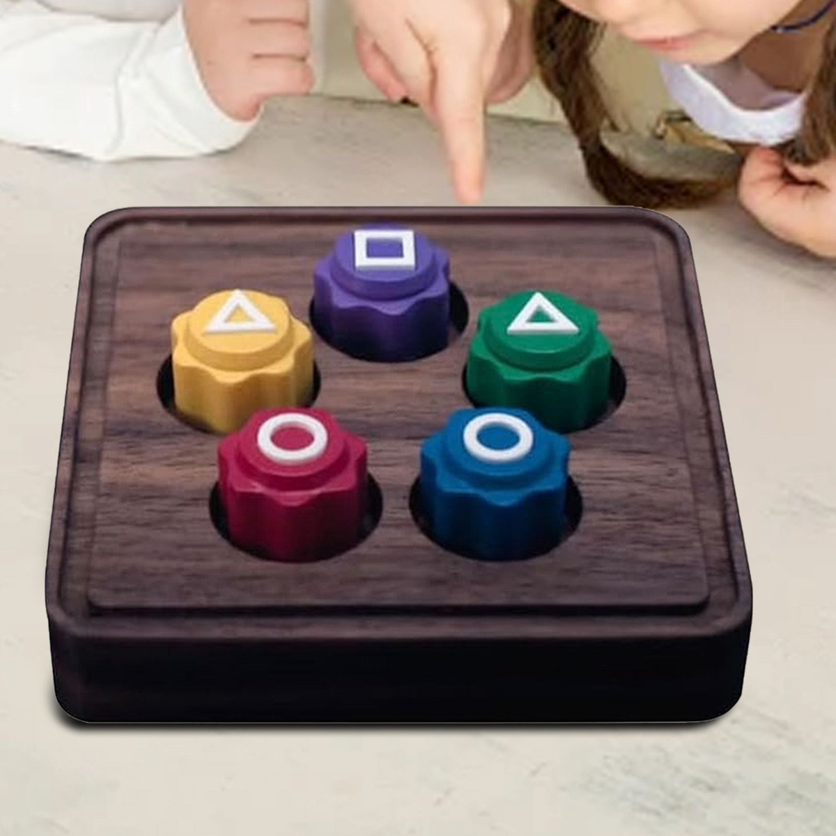 Гонги (gonggi) из сериала Игра в кальмара 2 (Squid game 2), Конги нори ...