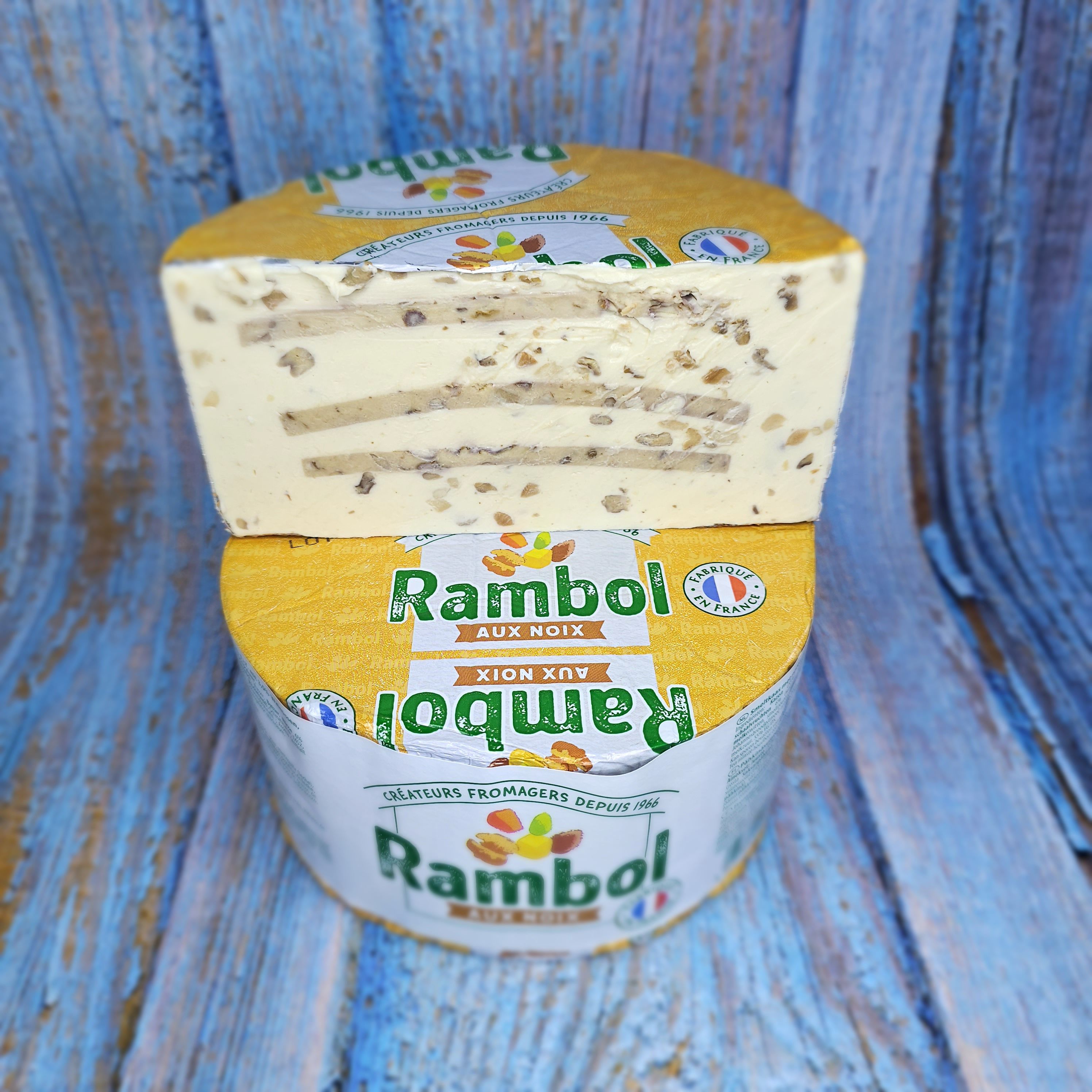 Мягкий Сыр Рамболь с орехами (Rambol aux Noix) 500гр. купить на OZON по ...