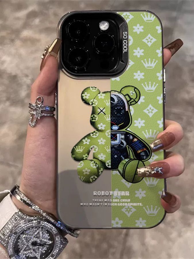 Чехол на Айфон 13 / iPhone 13 чёрный Контрастный механический медведь ...