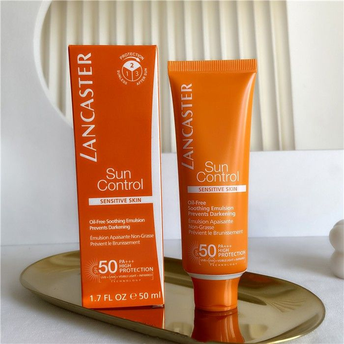 Lancaster Sun Sensitive Безмасляное молочко Солнцезащитный крем SPF50 ...
