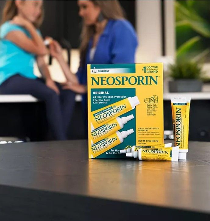 Неоспорин заживляющий от инфекций, обезболивающий , успокаивает снимает ...