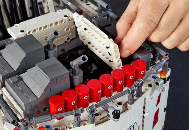 Конструктор LEGO 42100 Экскаватор Liebherr R 9800,4108 деталей, 12 ...