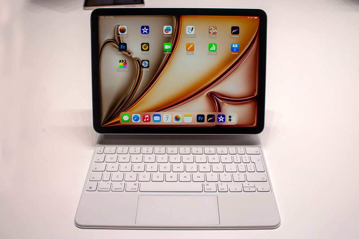 Apple Планшет iPad Air 13 13" IPS 2732x2048, 8 ГБ / 128 ГБ 10340 синий ...