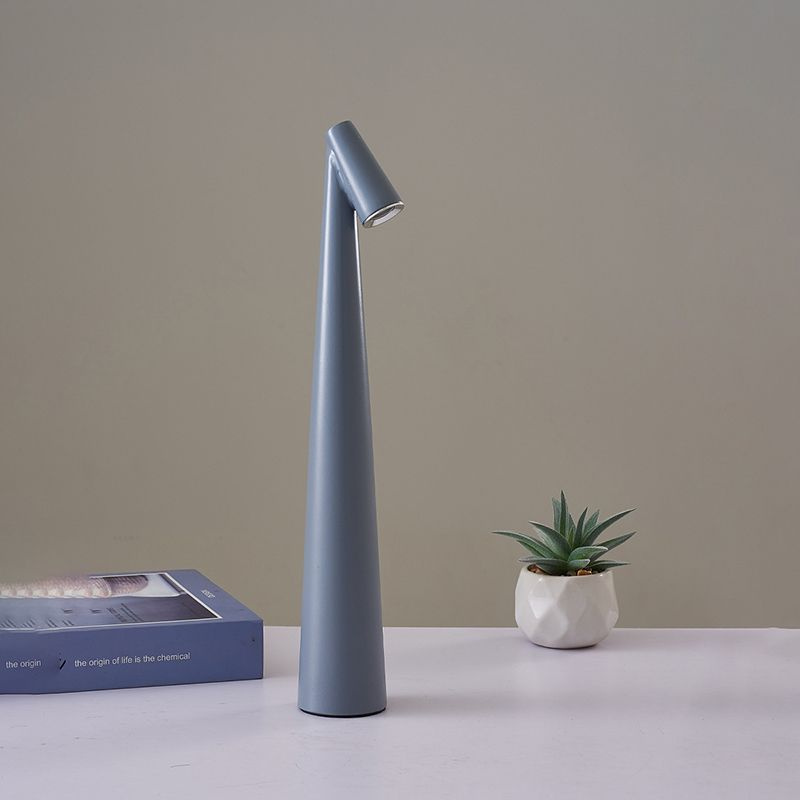 Настольный светильник купить на OZON по низкой цене (3062985167)