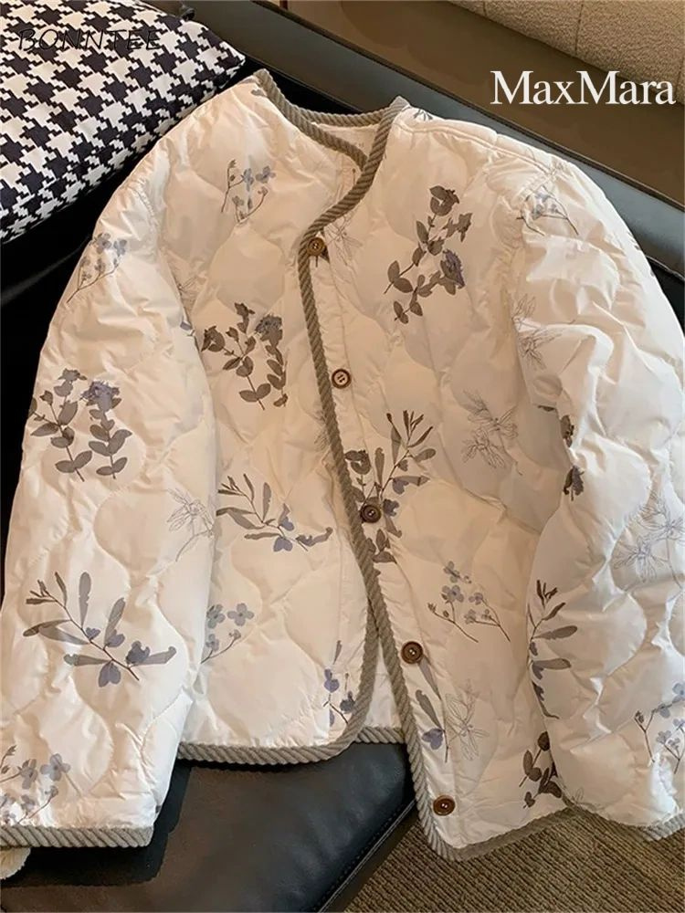 Куртка Женский Max Mara Значки, Аппликация белый круглый Политекс, размер 52 Длинный На любой ...