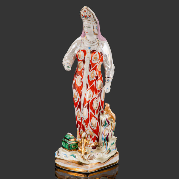 Статуэтка винтажная Дары хозяйки Медной горы, фарфор, роспись, Дулевский фарфоровый завод Дулёво ...