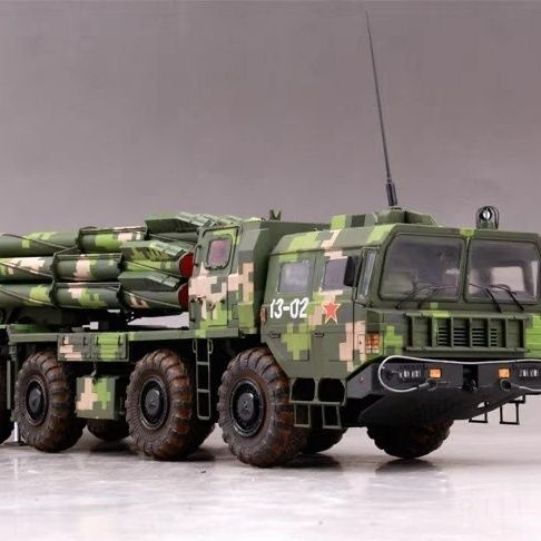 Trumpeter 01069 1/35 Модель Китайская многотрубная ракетная система PHL ...