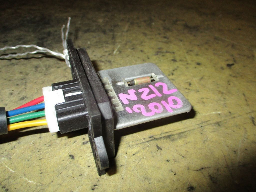 Резистор отопителя Nissan Cube NZ12 с пробегом купить на OZON по низкой ...