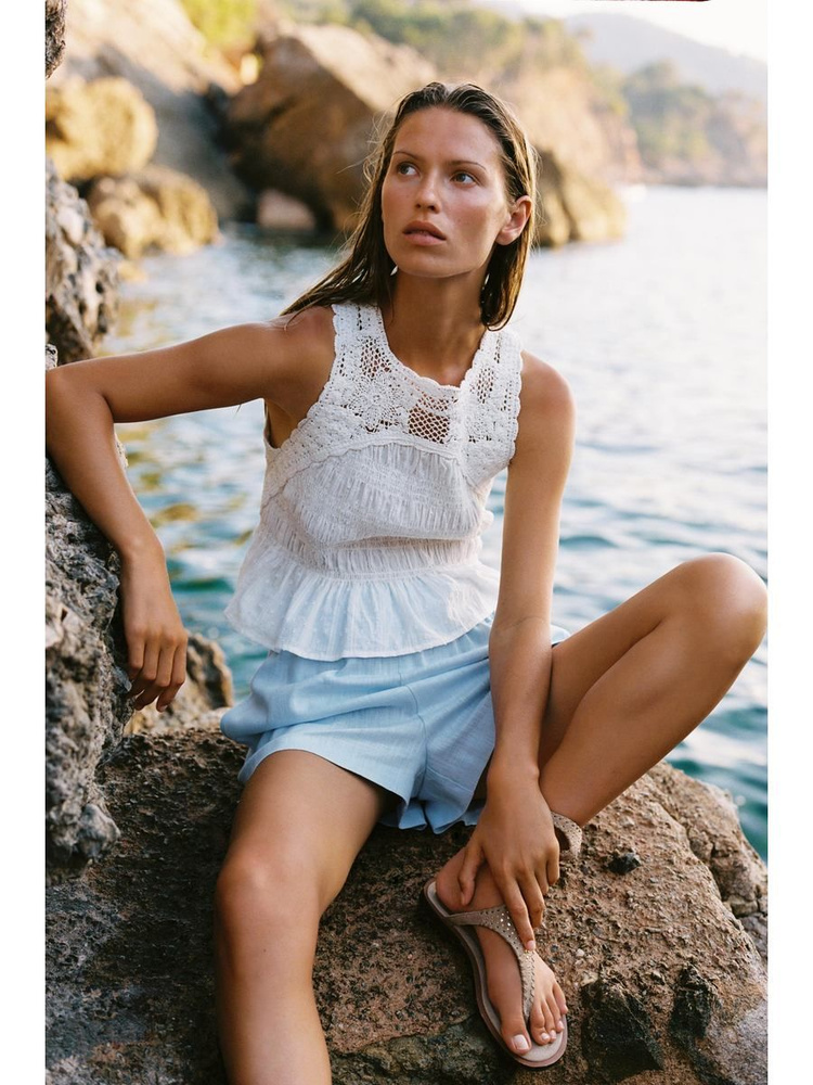 Топ Женский Zara белый, размер 42, 44 Повседневный Не указана купить c доставкой на OZON по ...