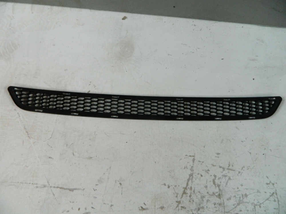 Решетка бампера HYUNDAI-KIA 865804H000 Перед Hyundai Grand Starex TQ 07 ...