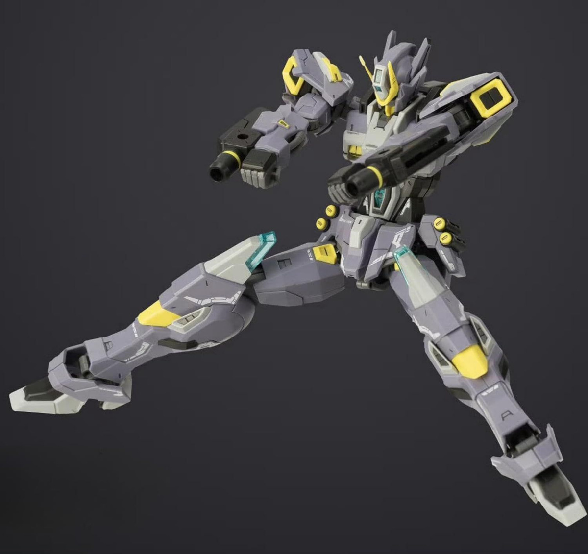 Фигурка сборная Gundam SNAA 1/144 Tristan -the Round Table Knights SC ...