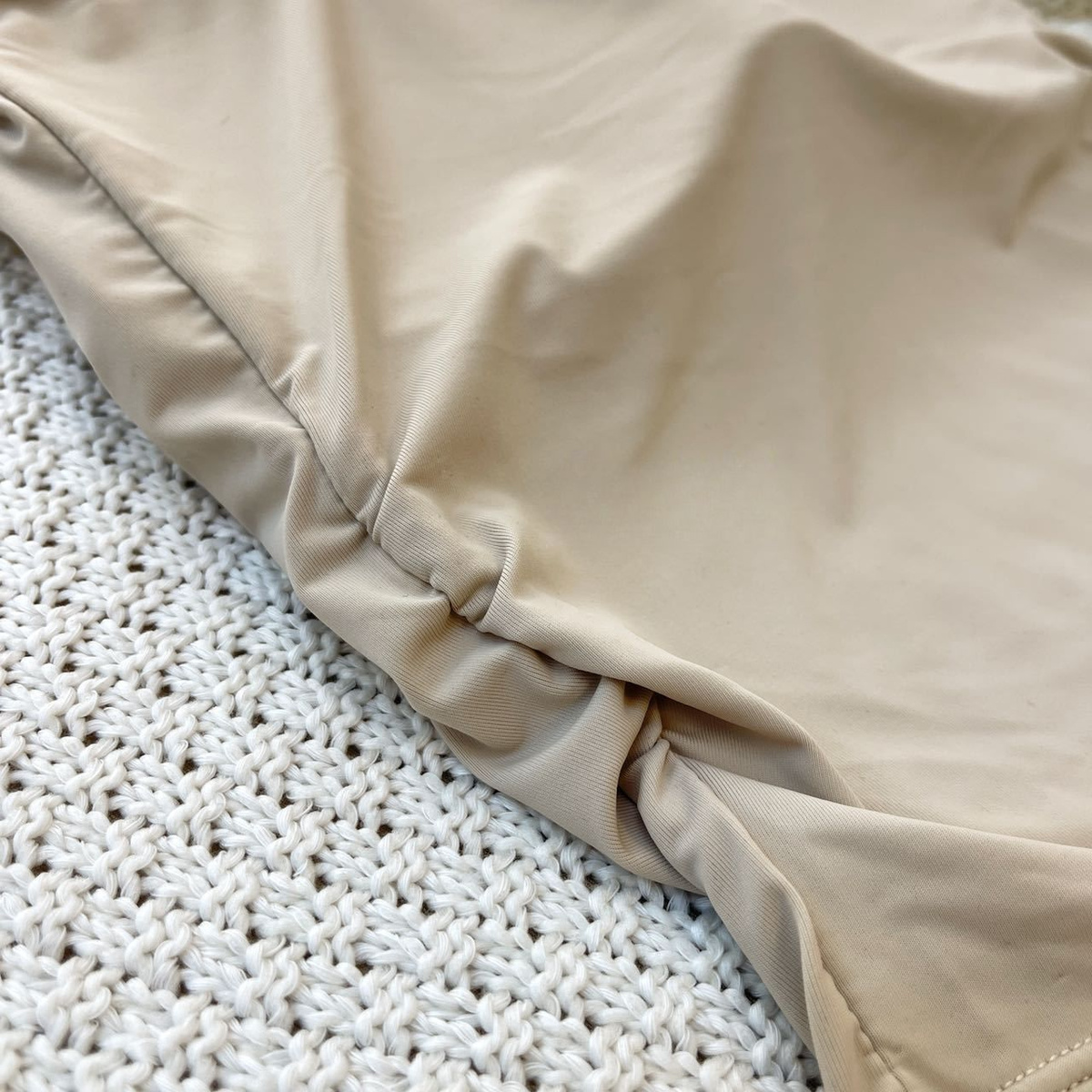 Кроп-топ Женский MOOCIE черный, размер 40, 42 Нейлон Без рукавов Домашний Китай Однотонный ...