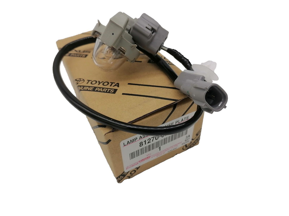 Подсветка номерного знака TOYOTA/ОЕМ 812700K010 (оригинал) купить на ...
