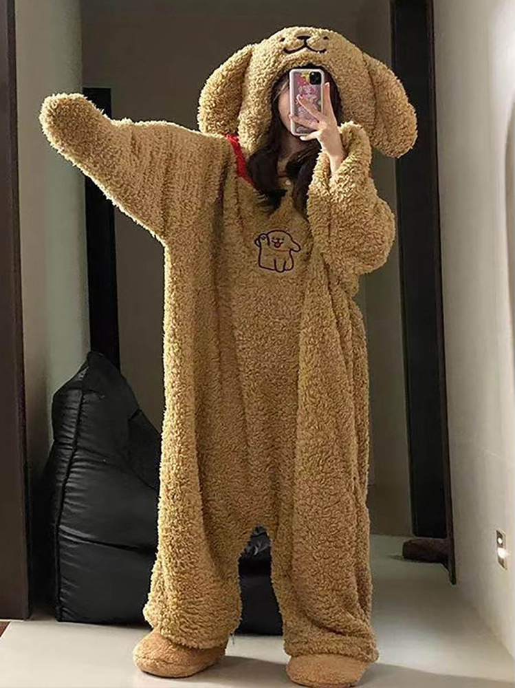 Пижама Женский SYJWY Корал-флис, размер 44 Орнамент коричневый Длинный Китай Мех Без застежки ...