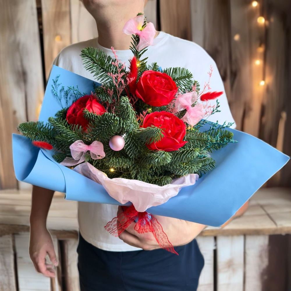 Светящийся Новогодний Букет с декоративными пионами из живой датской ...