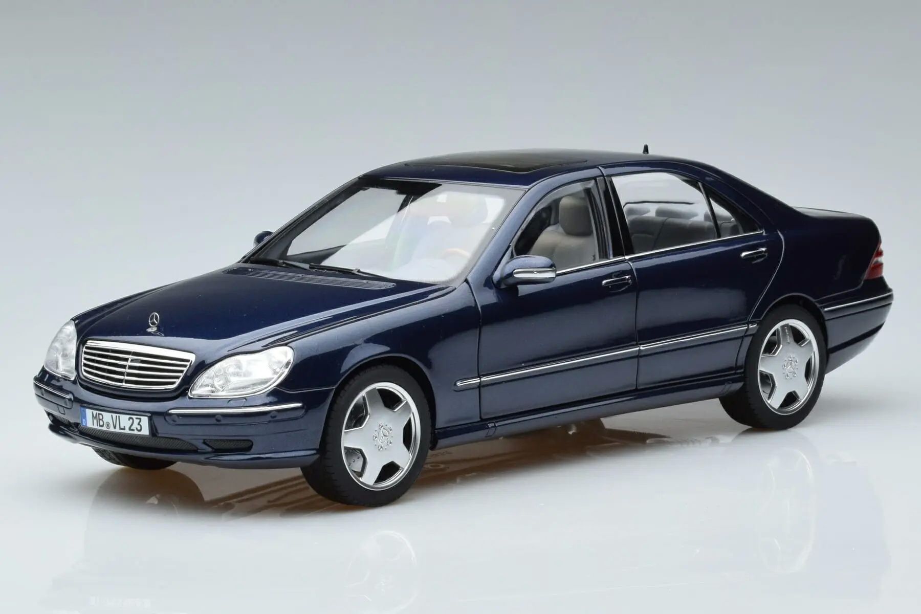 Модель автомобиля Norev - Mercedes-Benz S55 (W220) AMG 2000, Dark Blue ...