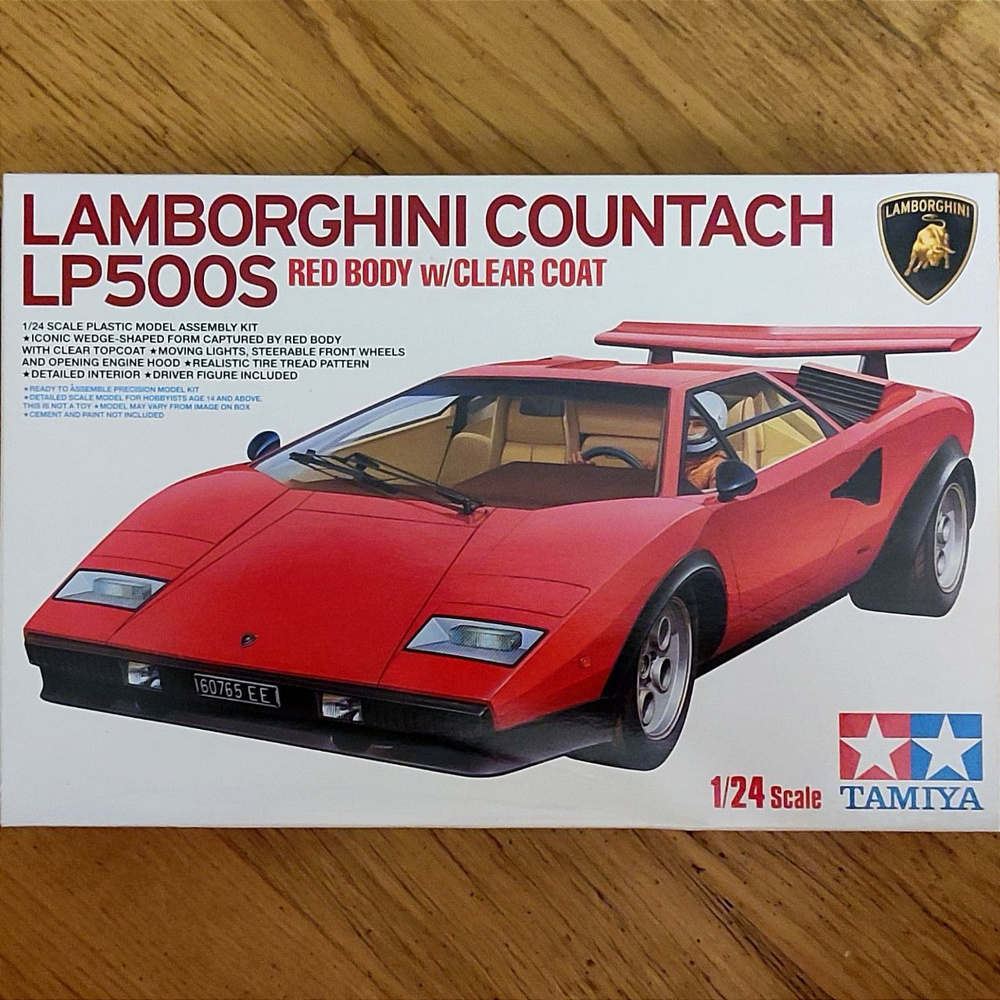 Сборная модель. Итальянский автомобиль Lamborghini Countach LP500S ...