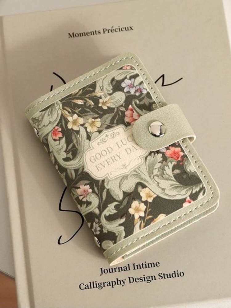 Картхолдер женский с цветочным орнаментом и надписью Good luck every day купить на OZON по ...