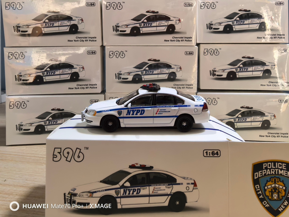 Машинка 596 model 1:64 Chevrolet Impala New York NYPD police car livery ...