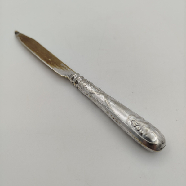 Нож для писем с растительным декором в стиле модерн на ручке, латунь, серебрение, Западная ...