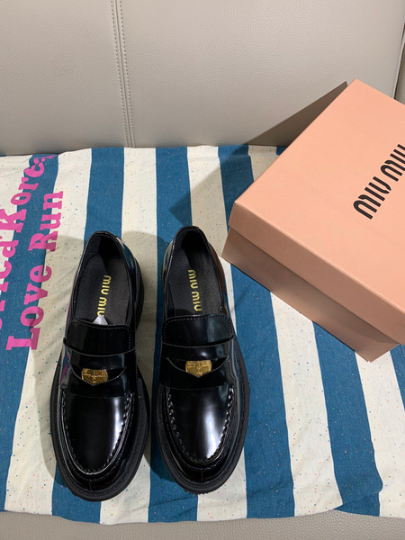 Лоферы Женский Miu Miu черный размер 39 Стандартный низкий до 4 см На любой сезон Италия