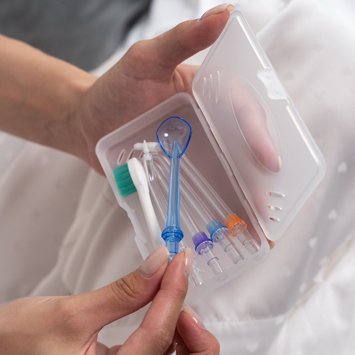 Ирригатор для полости рта портативный PECHAM Active PC-2001, 6 насадок с кейсом и дорожным ...