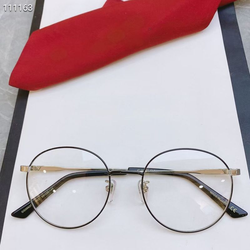 Держатель для очков Gucci - купить с доставкой по выгодным ценам в ...