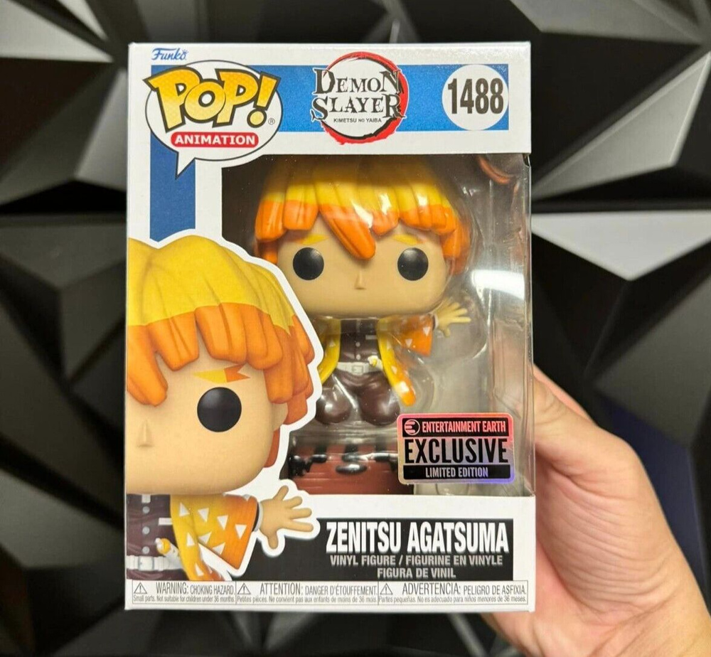 Фигурка Funko Pop! Demon Slayer: Zenitsu Protecting Nezuko's Box (Фанко ...