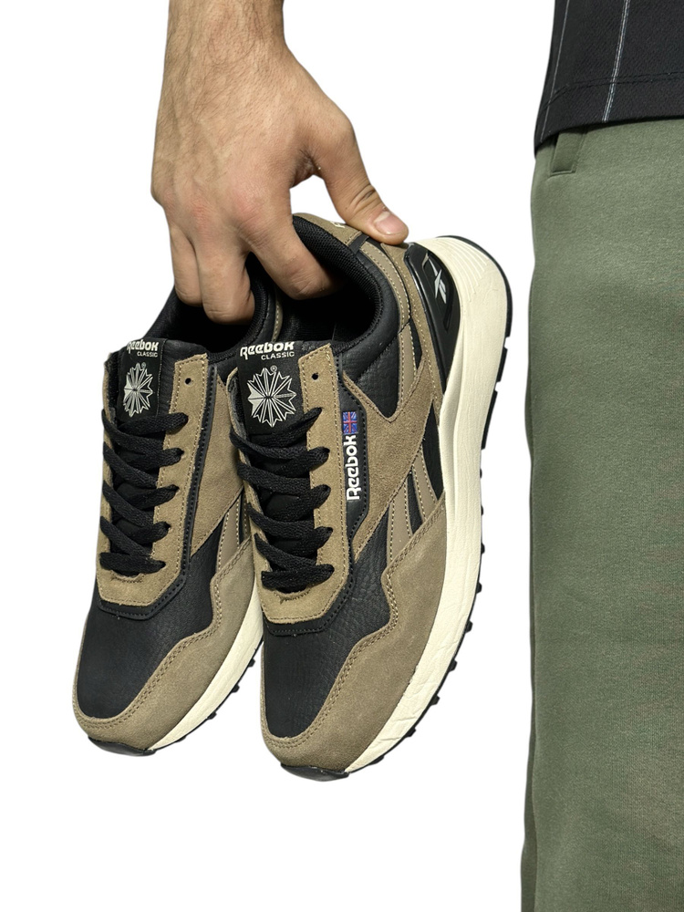 Кроссовки Reebok Classic купить на OZON по низкой цене (1746421239)