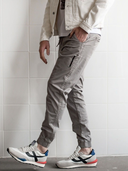 Брюки Мужской Bronks джоггеры светло-серый Хлопок, Эластан Повседневный, размер 56, 58 Шнурок ...