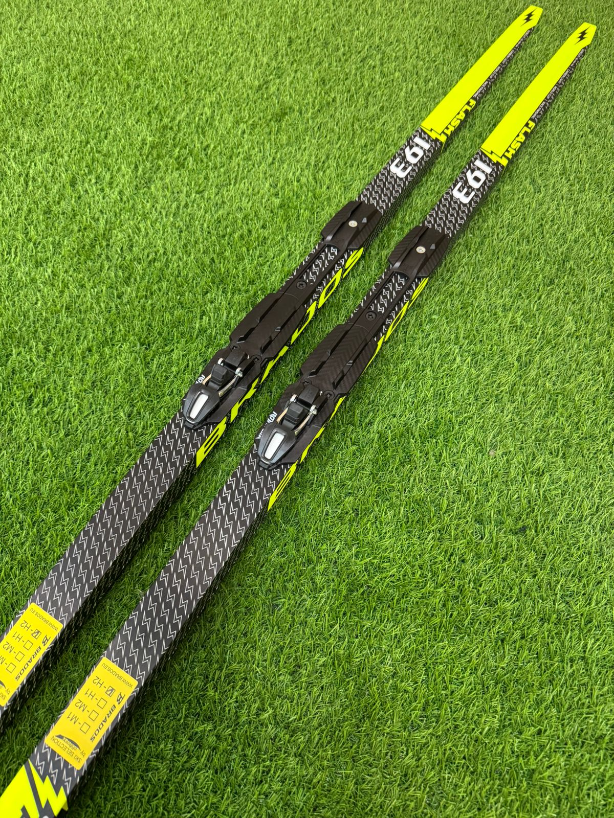 Лыжный набор: лыжи BRADOS FLASH Skate с креплениями Rottefella NNN ...